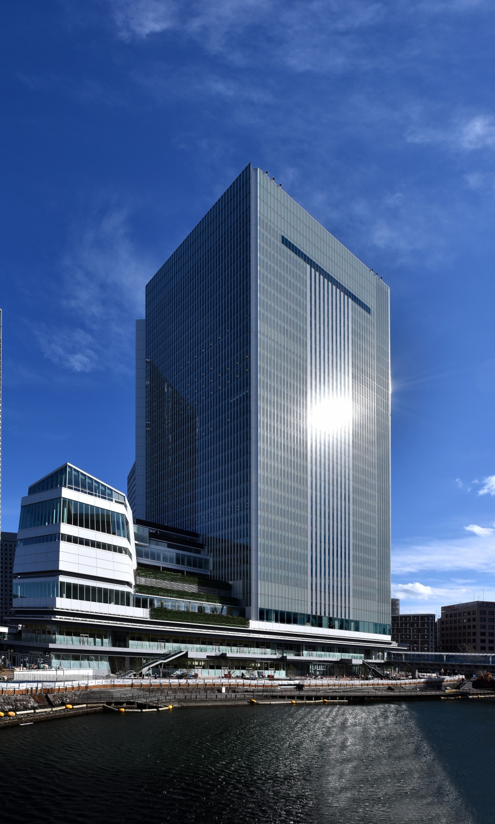 Transition to 100% Renewable Energy at the New Yokohama City Hall ...